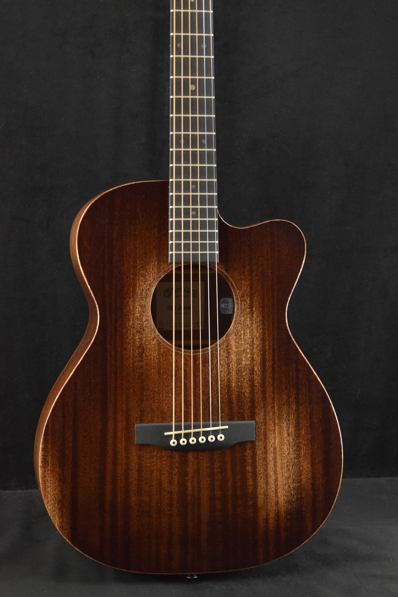 Martin 000C Jr E StreetMaster – Fuller's Guitar